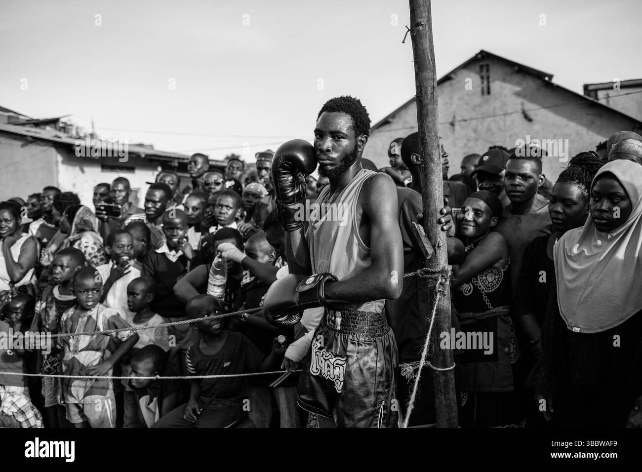Boxing in Katanga area, Kampala, Uganda, Africa Stock Photo - Alamy