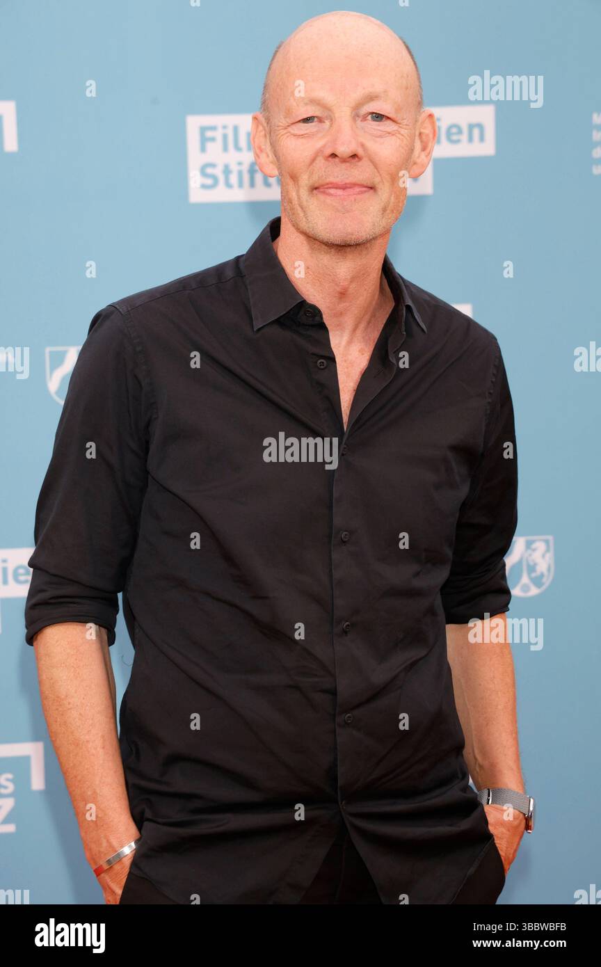 Lucas Schmidt beim Empfang der Landesregierung Nordrhein-Westfalen, der Film- und Medienstiftung ...