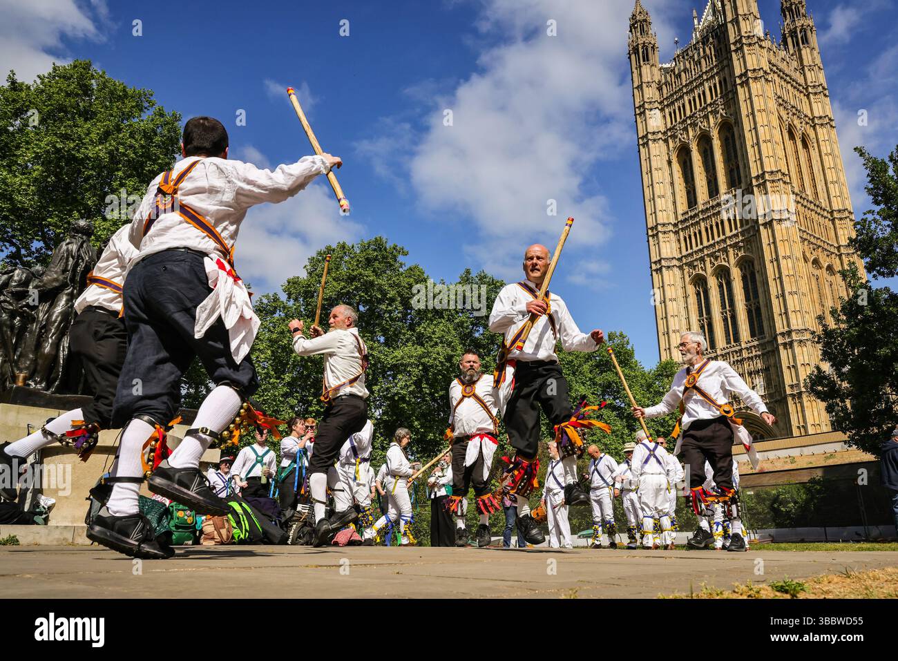 London, UK. 17th May, 2025. The 'Brighton' Morris Dancers perform at ...