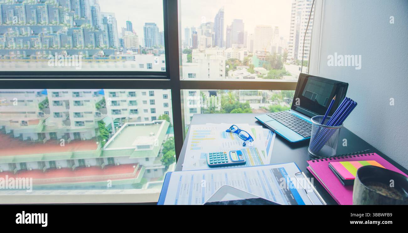 Excel graph with Spreadsheet Document showing Information Financial ...