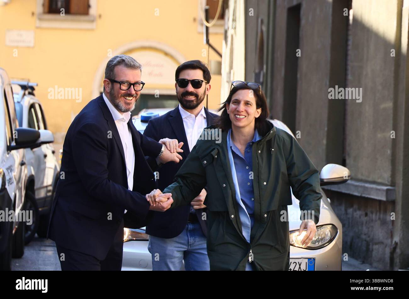 Bre Sc Ia, Italia. 17th May, 2025. Michele Zanardi con Elly Schlein ...