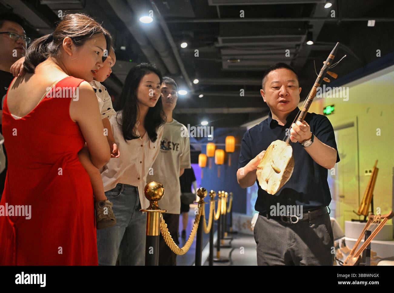 (250517) -- CHENGDU, May 17, 2025 (Xinhua) -- This photo taken on May ...
