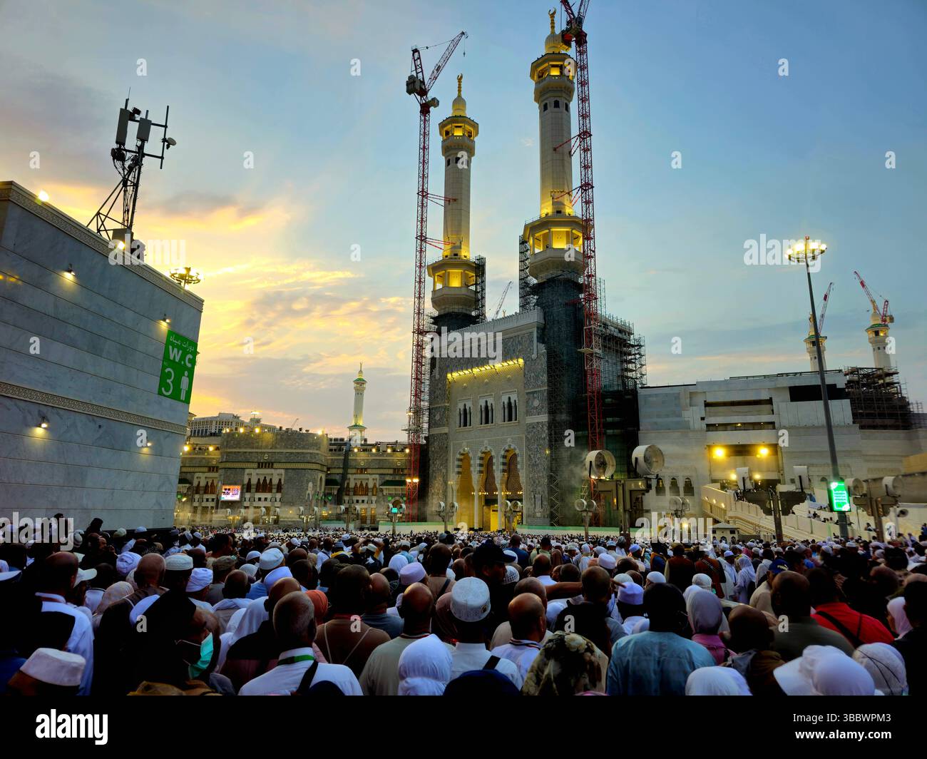 Mecca, Saudi Arabia, June 21 2024: The minarets of the grand sacred ...