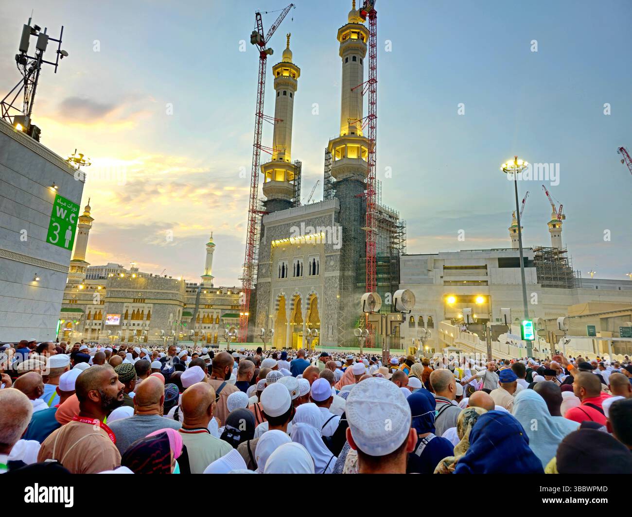 Mecca, Saudi Arabia, June 21 2024: The minarets of the grand sacred ...