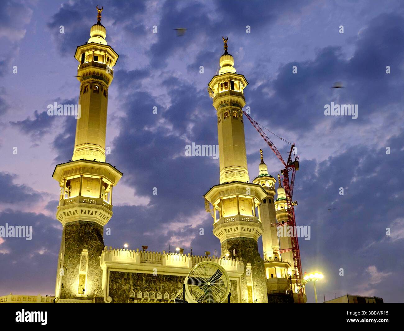 Mecca, Saudi Arabia, June 22 2024: Minarets of the grand great sacred ...