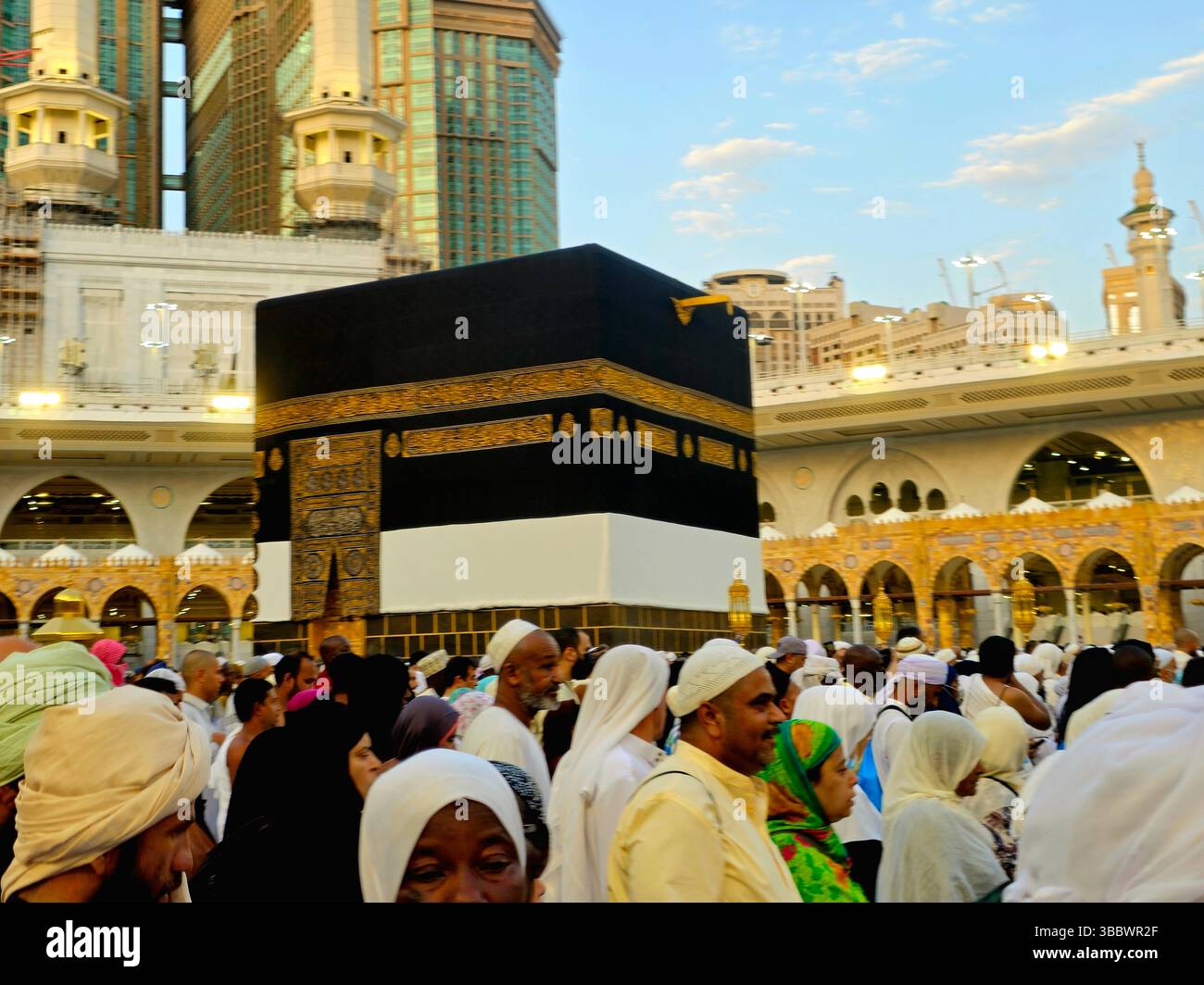 Mecca, Saudi Arabia, June 25 2024: the circumambulation of the grand ...