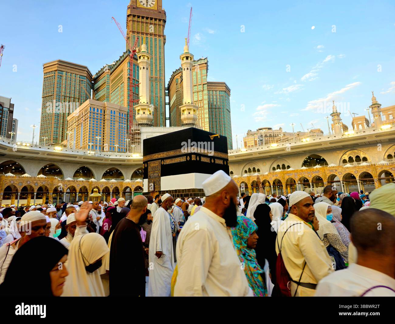 Mecca, Saudi Arabia, June 25 2024: the circumambulation of the grand ...