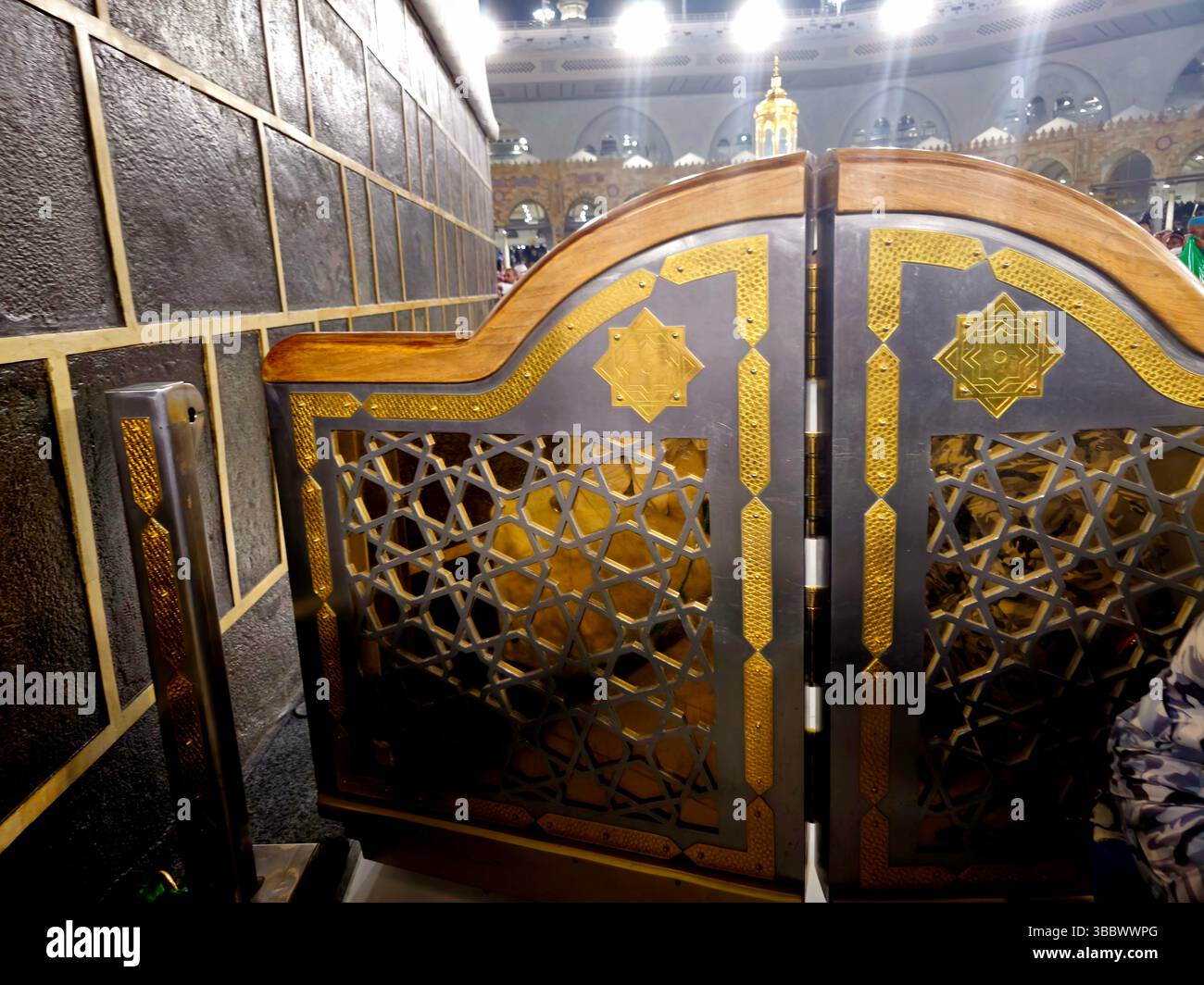 Mecca, Saudi Arabia, June 20 2024: Hijr Ismael or Hateem, a low wall ...