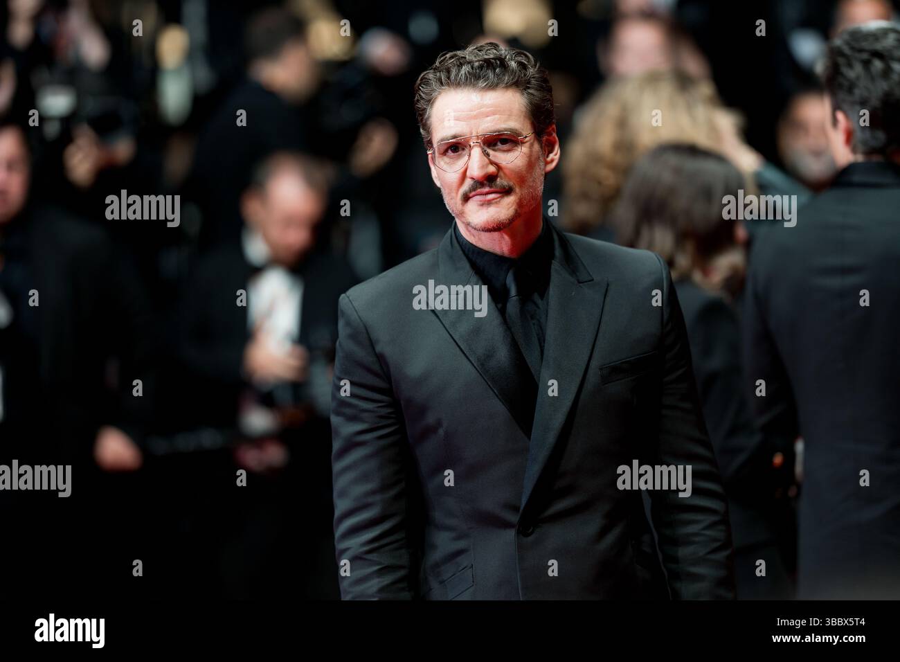 CANNES, FRANCE - MAY 16: Pedro Pascal attends the "Eddington" red ...