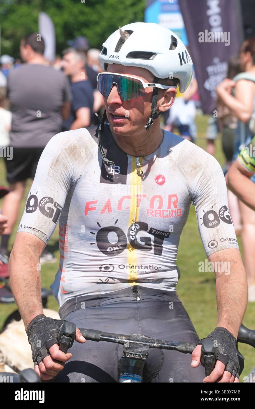 Racing 2025 hi-res stock photography and images - Alamy