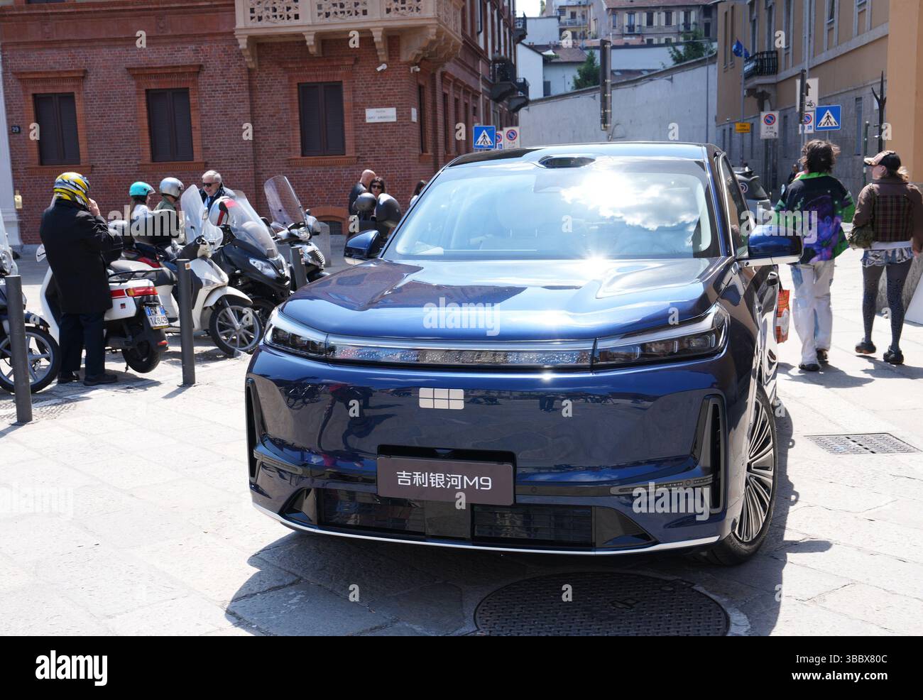 Milan, Italy. 17th May, 2025. Milan, Car, Geely SUV parked in Piazza ...