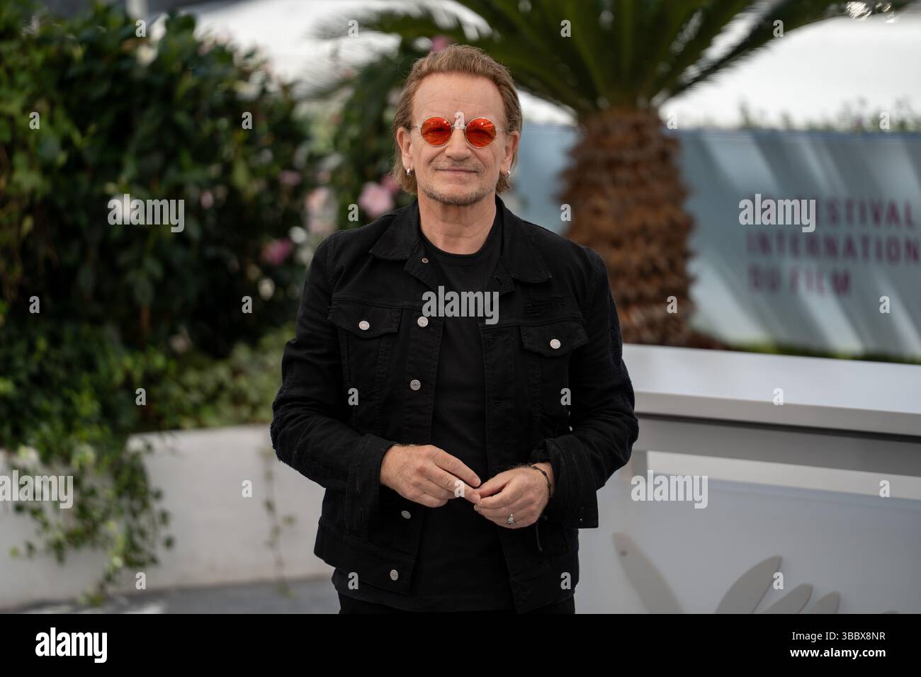 Cannes, France. 17th May, 2025. Singer Bono poses during the ''Bono ...