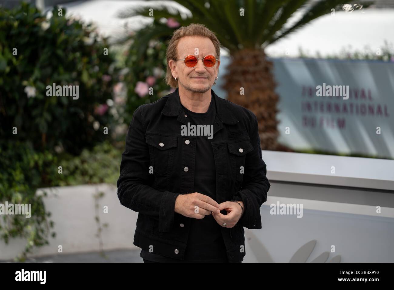 Cannes, France. 17th May, 2025. Singer Bono poses during the ''Bono ...