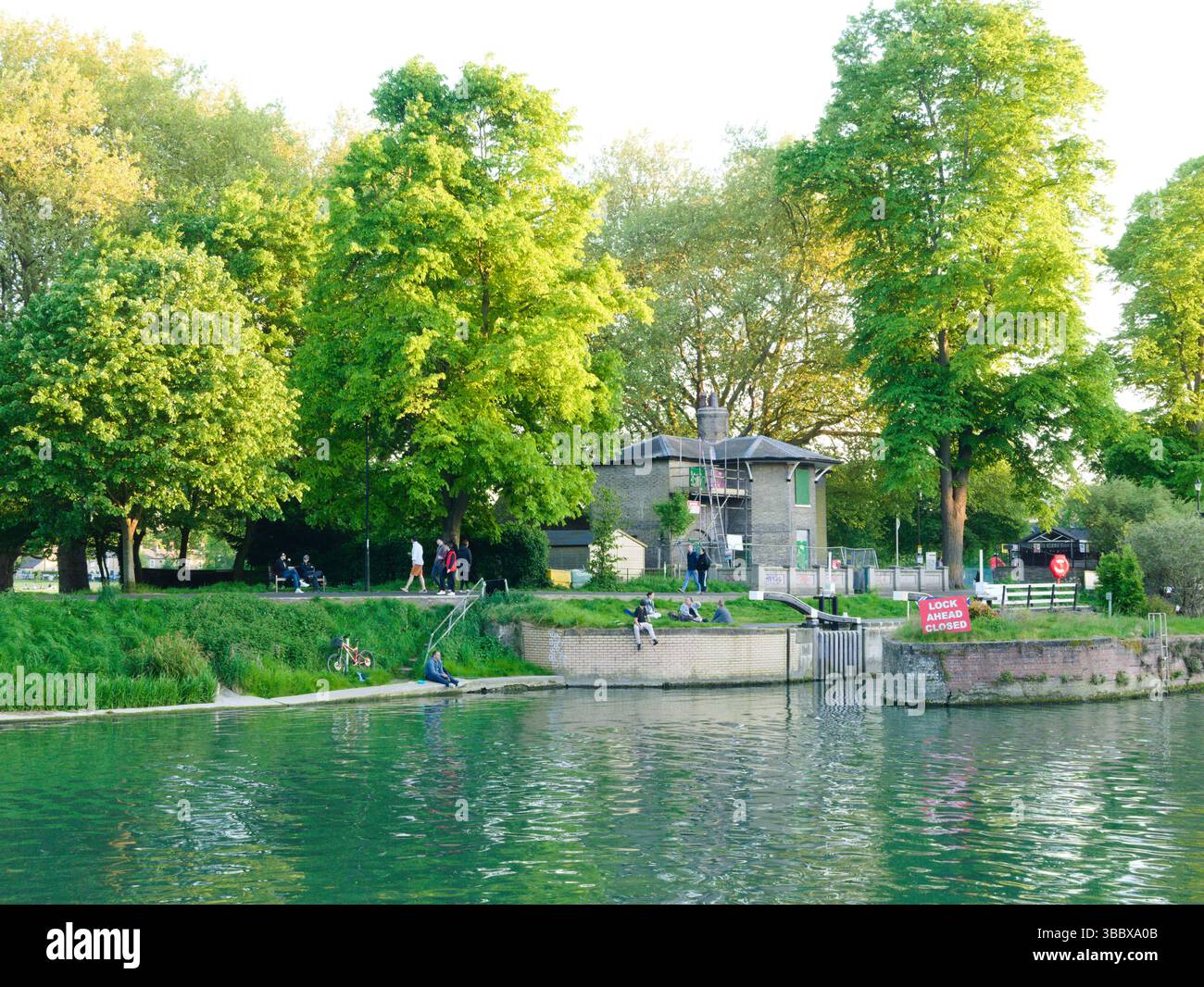 Cambridge, Cambridgeshire / United Kingdom - May 11th 2025: Jesus Green ...