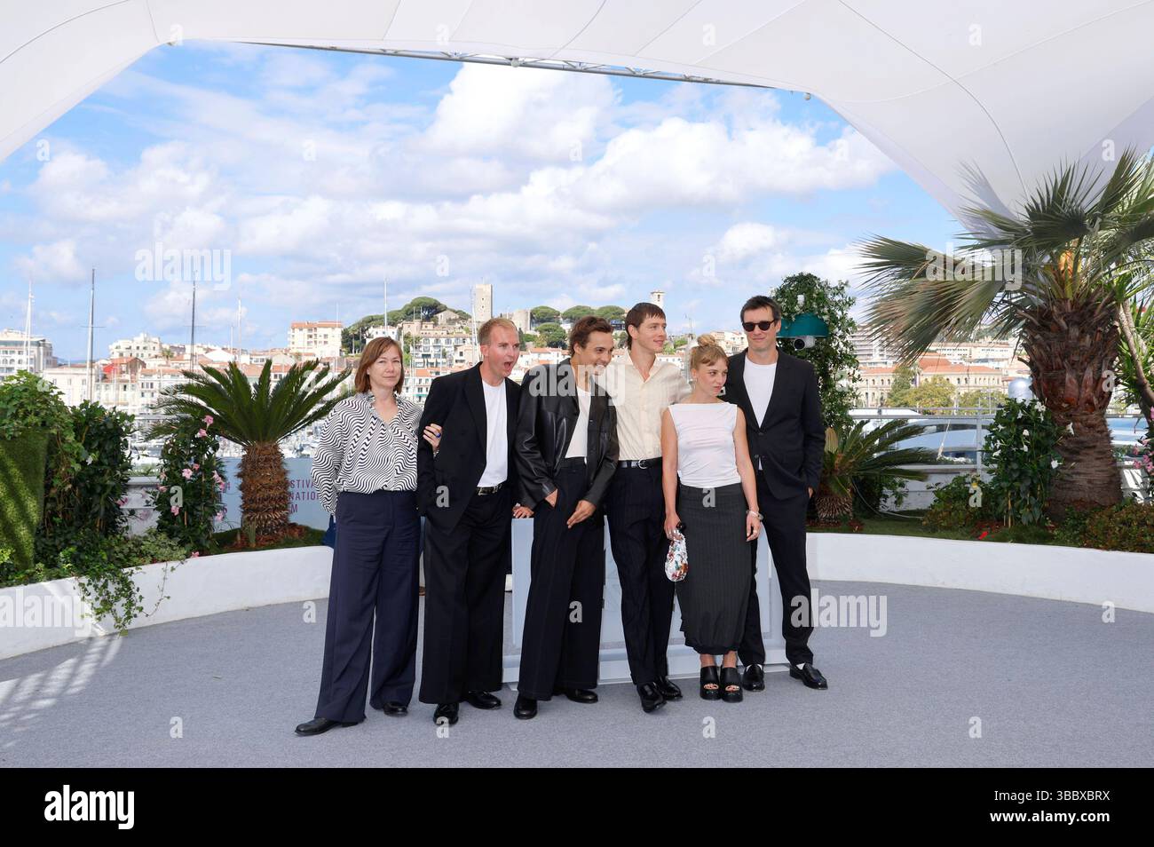 Josee Deshaies, Archie Pearch, Frank Dillane, Harris Dickinson, Megan ...