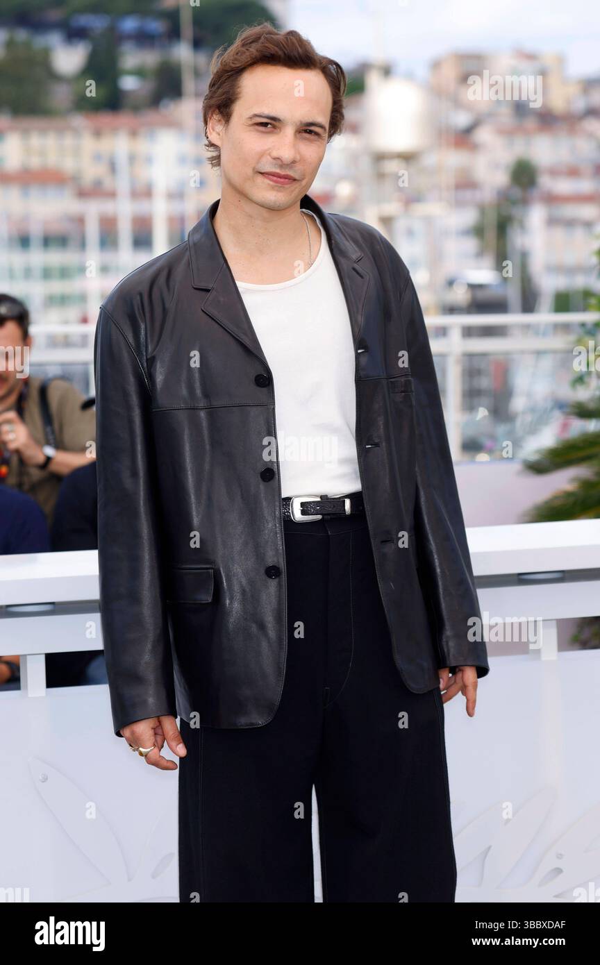 Frank Dillane beim Photocall zum Kinofilm Urchin auf dem Festival de Cannes 2025 / 78 ...