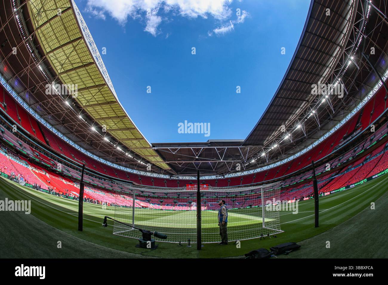 Wembley fa cup final 2025 view hi-res stock photography and images - Alamy