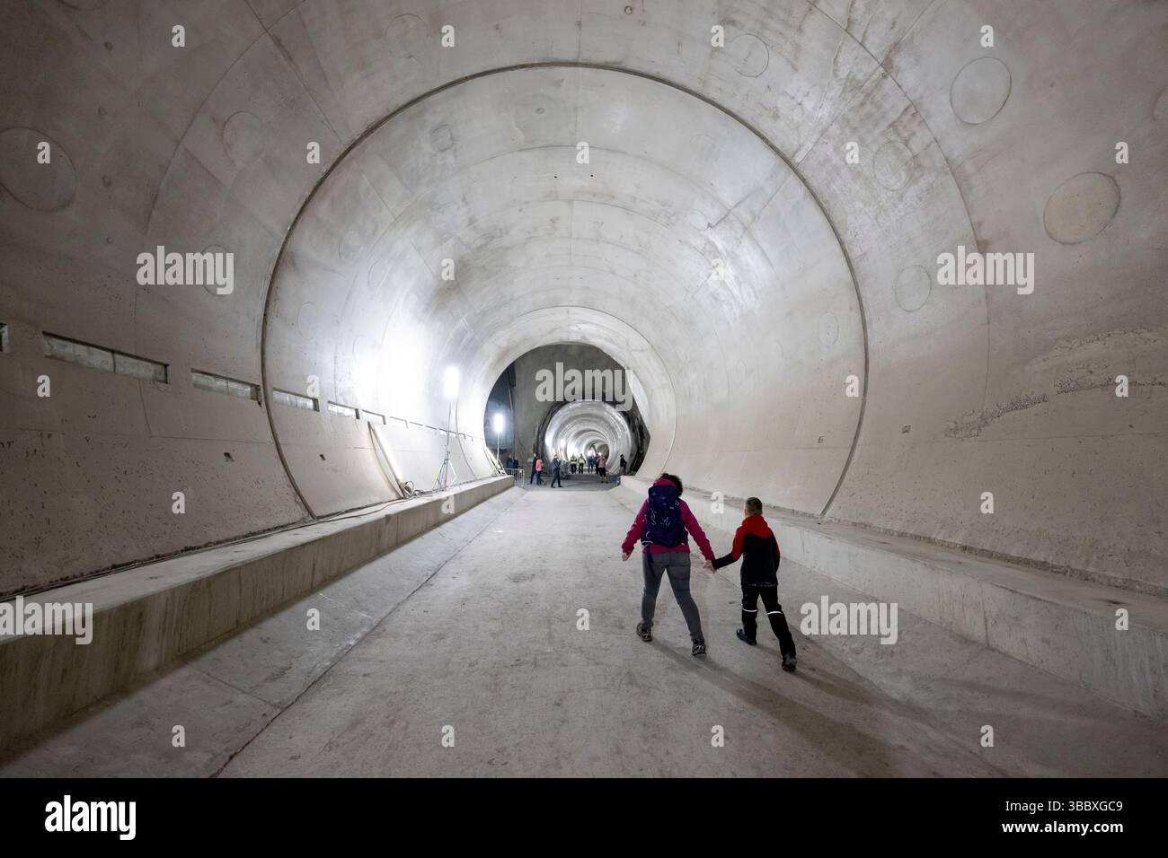 Prague, Czech Republic. 17th May, 2025. Open Day at the construction ...
