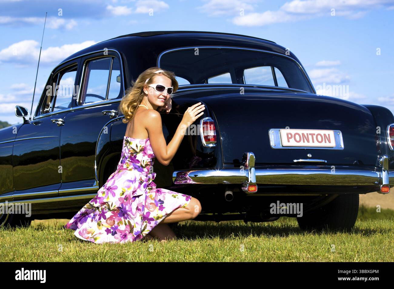 Post-War model Mercedes Ponton 220SE Y.O.M. 1959 Stock Photo - Alamy