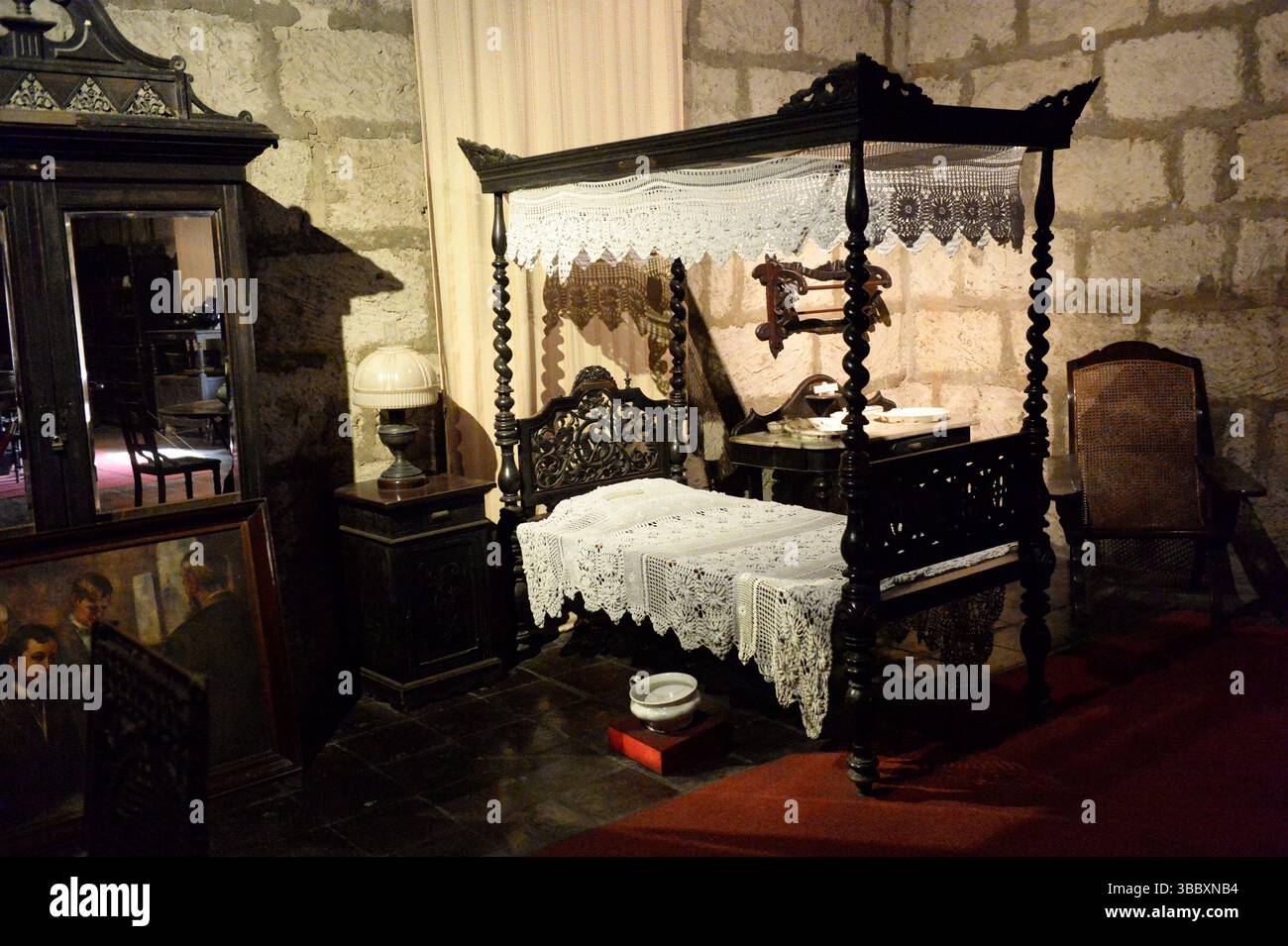 The Rizal Shrine museum in Fort Santiago,Intramuros , Manila ...