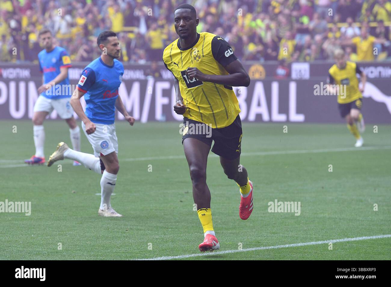 Barcelona, Germany. 17th May, 2025. Fussball La Liga 36. Spieltag ...