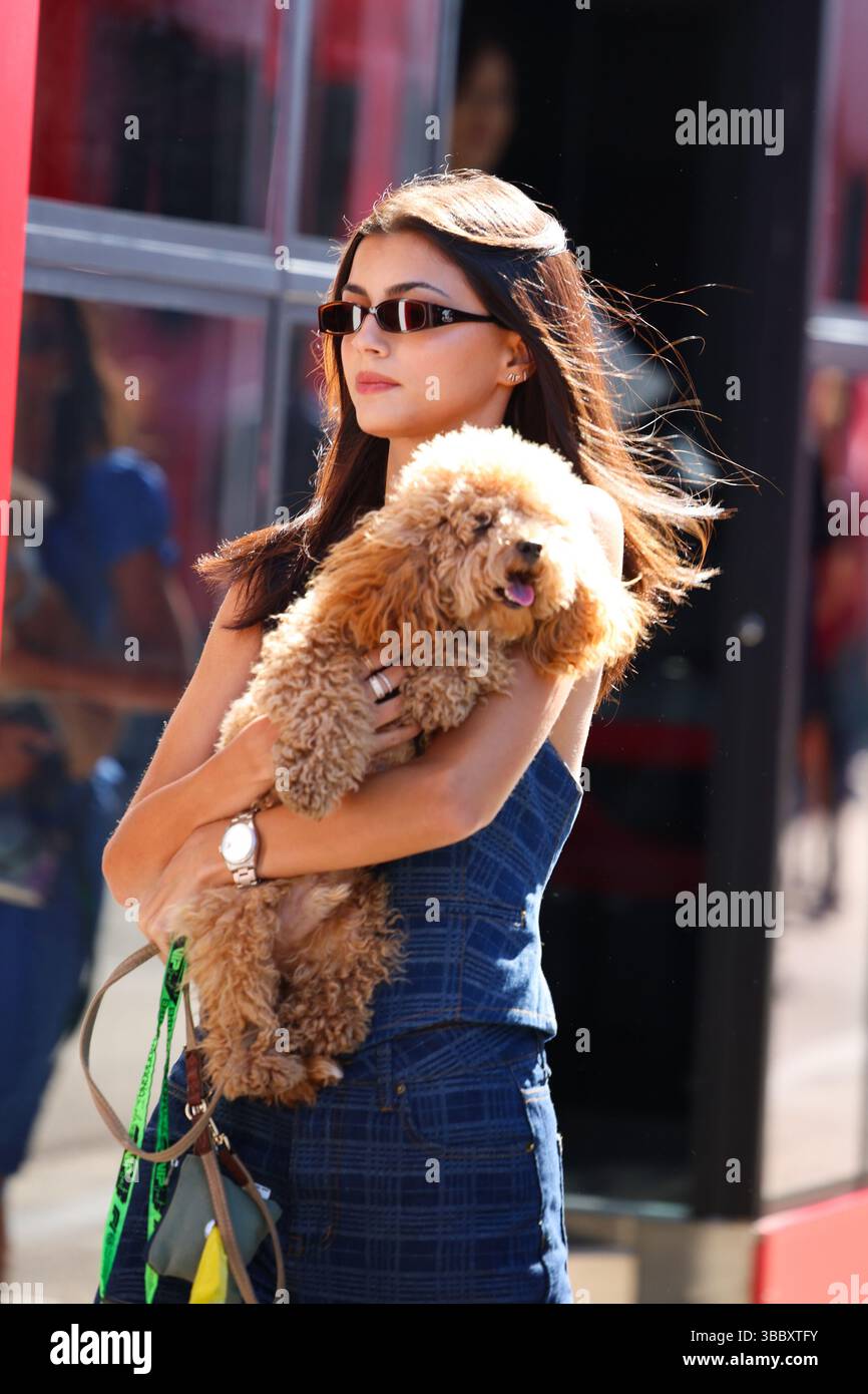 Imola, Italien. 17th May, 2025. Francisca Kika Gomes mit Hund Simba ...
