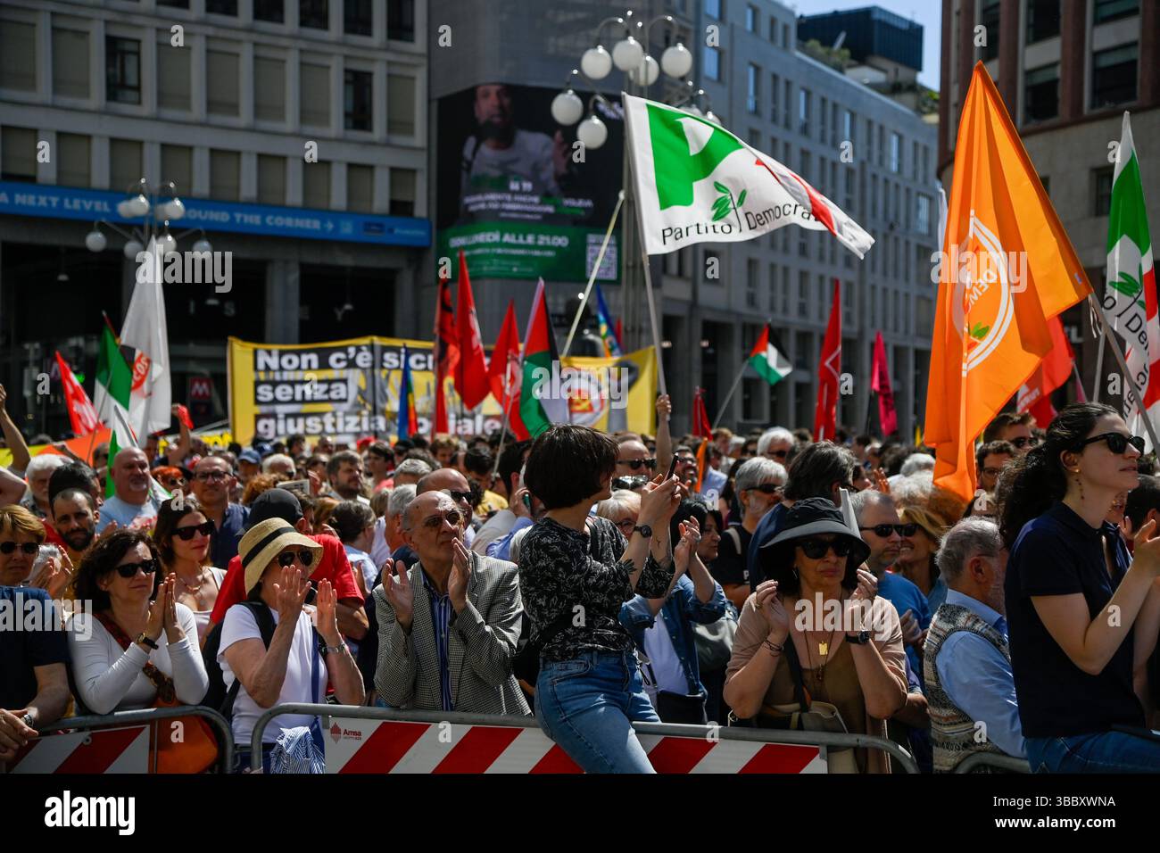 ManifestazioneContro il Remigration Summit di varie realtà della ...