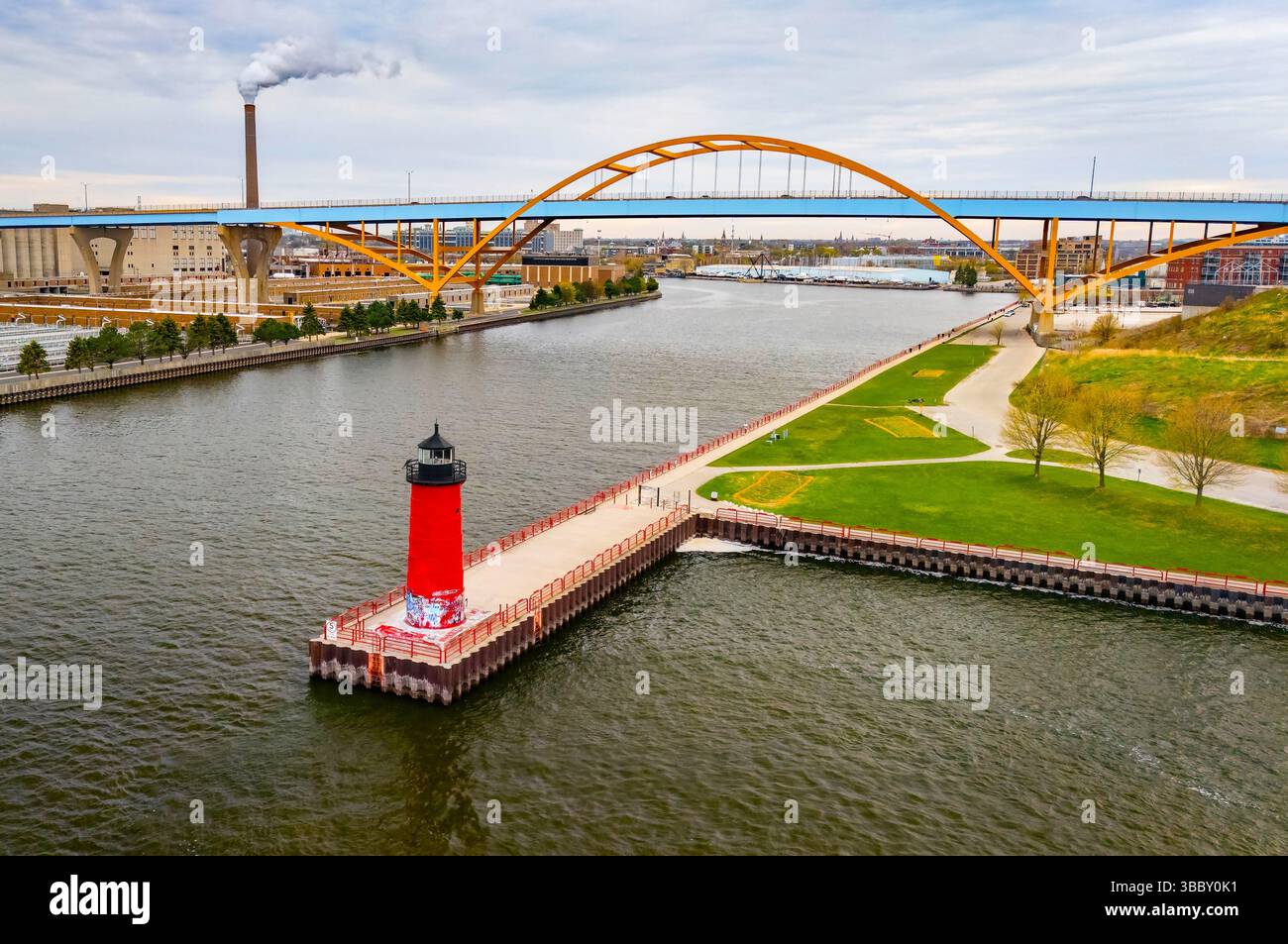 Aerial View of Milwaukee Pierhead Lighthouse and Hoan Bridge at summer ...
