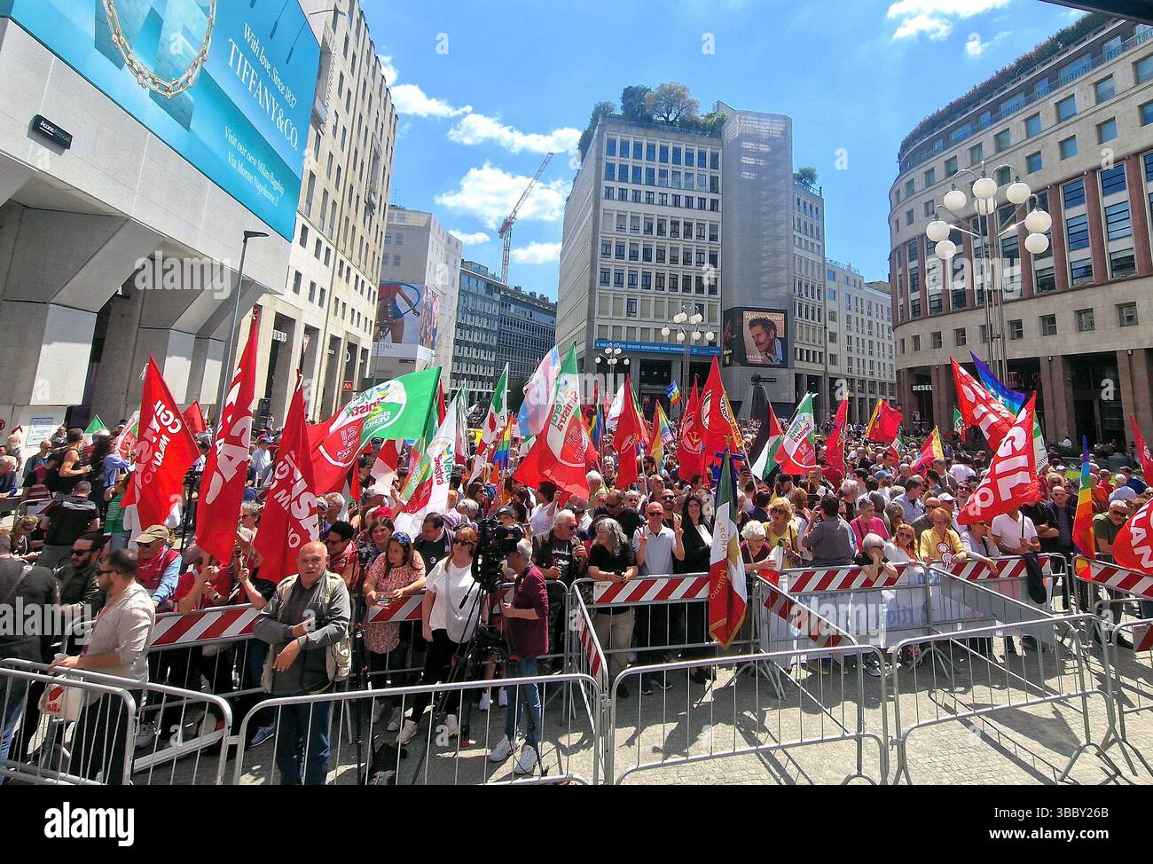 Milan, Italy. 17th May, 2025. Milan, Piazza San Babila Demonstration ...