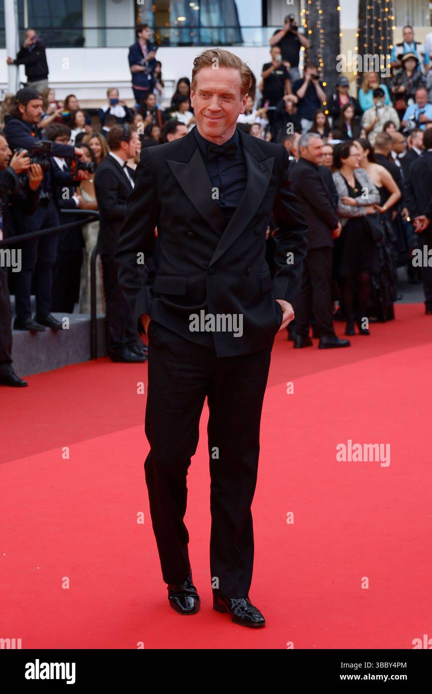 Damian Lewis poses for photographers upon arrival at the premiere of ...