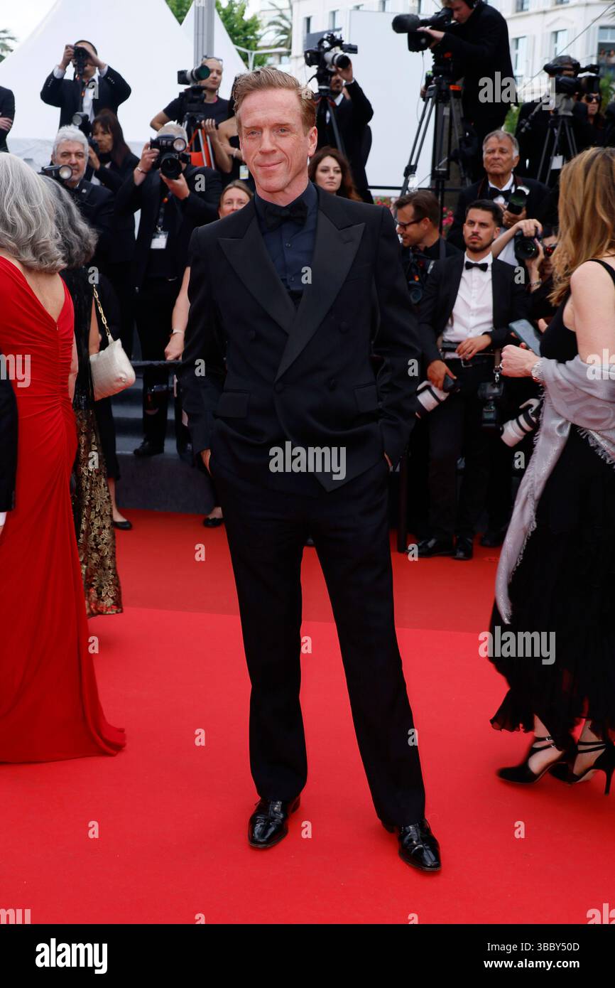 Damian Lewis poses for photographers upon arrival at the premiere of ...
