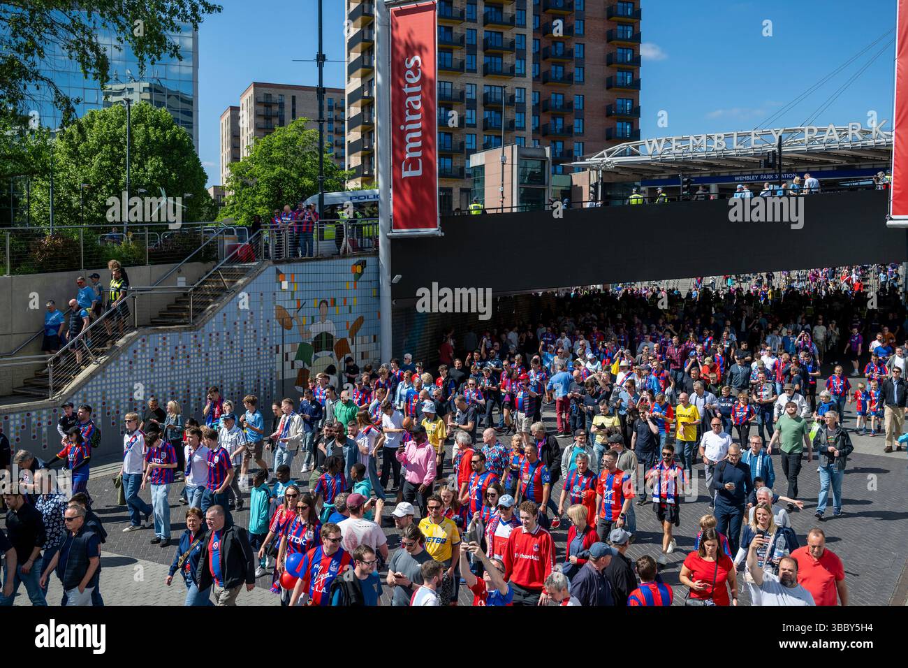 London, UK. 17 May 2025. Crystal Palace fans and Manchester City fans ...