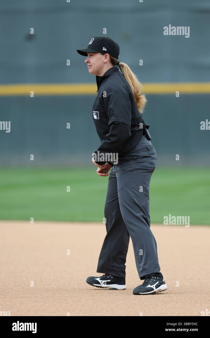 Umpire Tanya Millette during a game between the Rancho Cucamonga Quakes ...