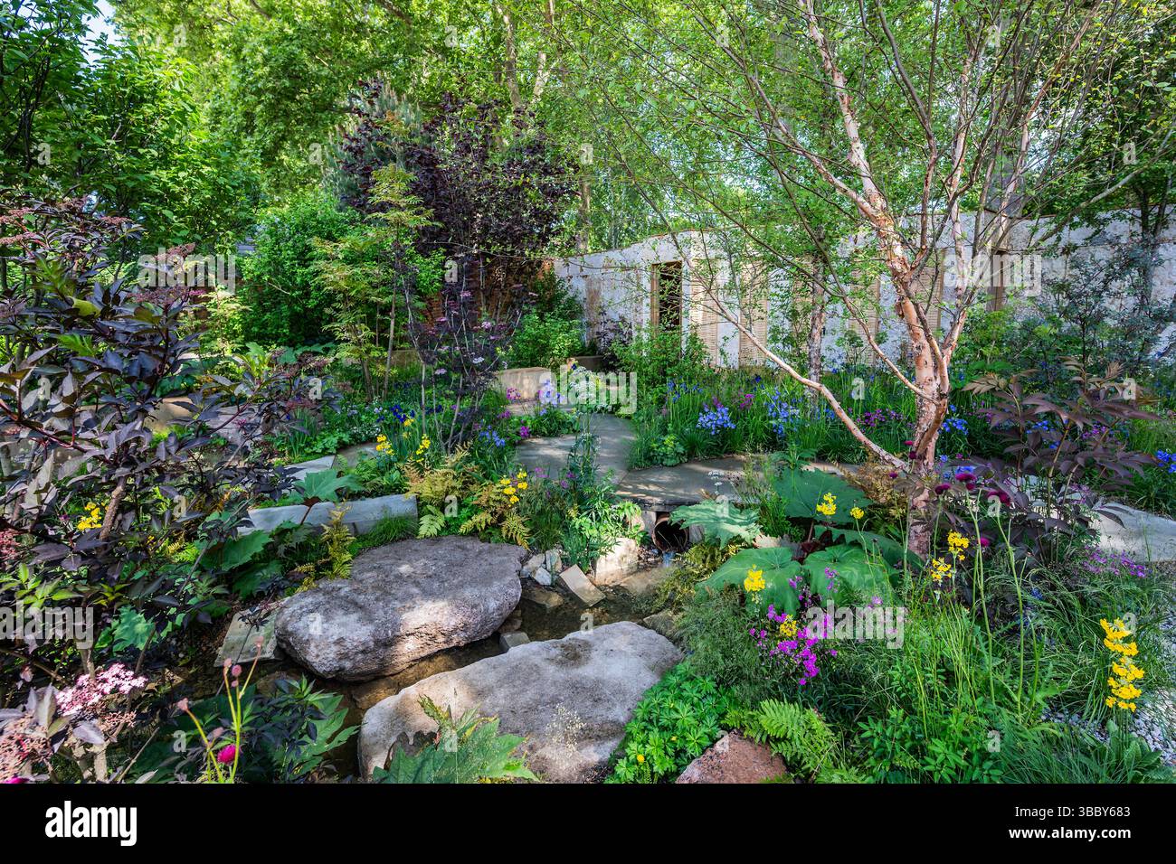 London, UK. 17th May, 2025. Final adjustments for The Avanade ...