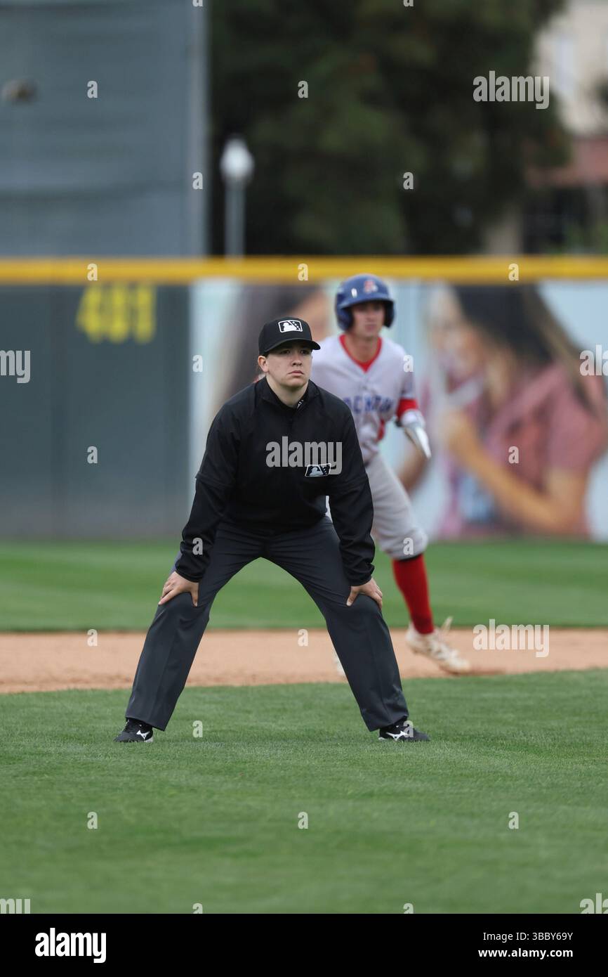Umpire Tanya Millette during a game between the Rancho Cucamonga Quakes ...