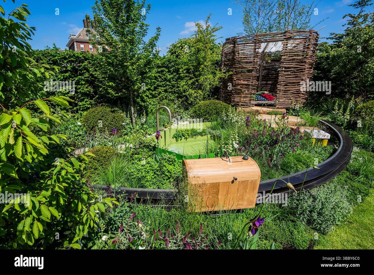 London, UK. 17th May, 2025. Final adjustments for Children With Cancer ...