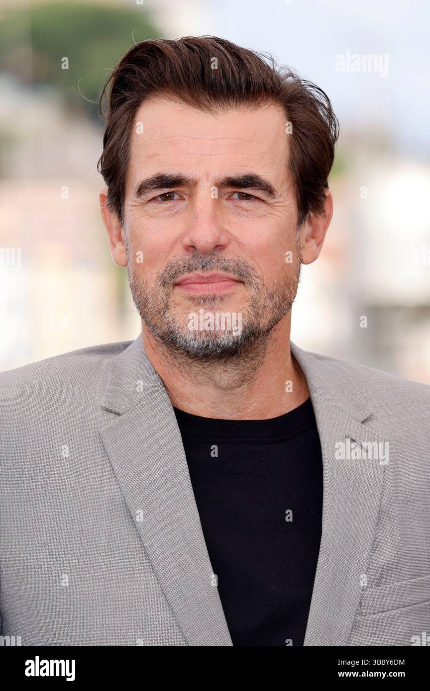 Claes Bang beim Photocall zum Kinofilm 'L'inconnu de la Grande Arche / The Great Arch' auf dem ...