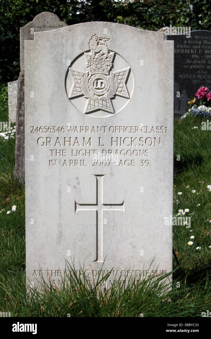 Commonwealth war grave of Graham L Hickson, Light Dragoons. Warrant ...