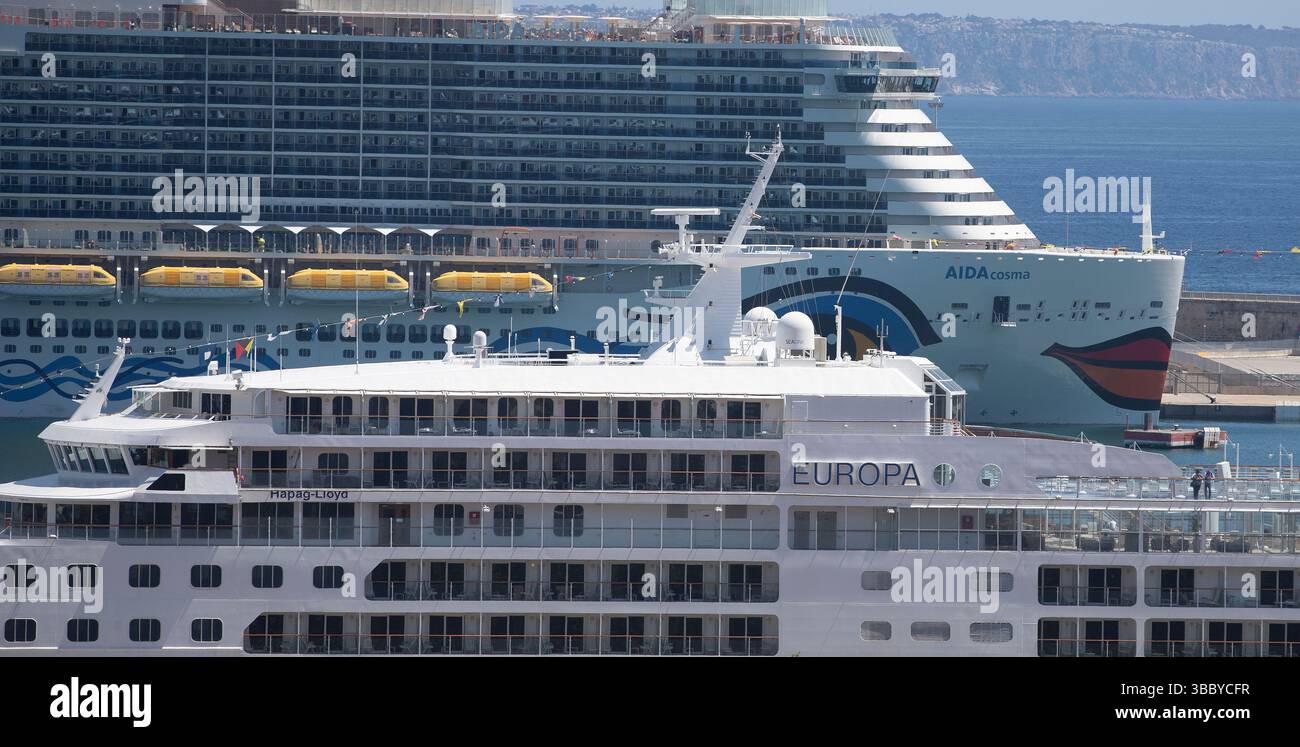 17 May 2025, Spain, Palma: The cruise ships "Europa" and "Aida Cosma ...