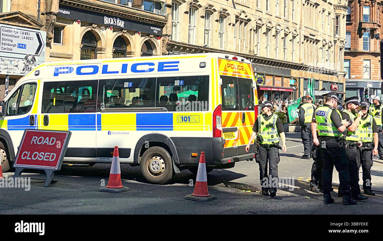 Glasgow, Scotland, UK. 17th May, 2025. Celtic championship trongate ...