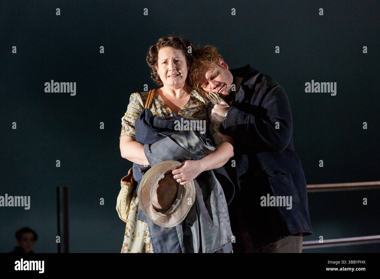 Act 2, sc.1: Elza van den Heever (Ellen Orford), Stuart Skelton (Peter ...