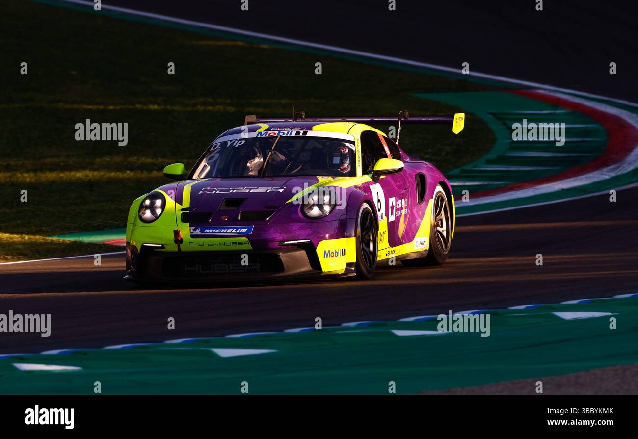 #6 Dylan Yip (HKG, Team Proton Huber Competition), Porsche Mobil 1 ...