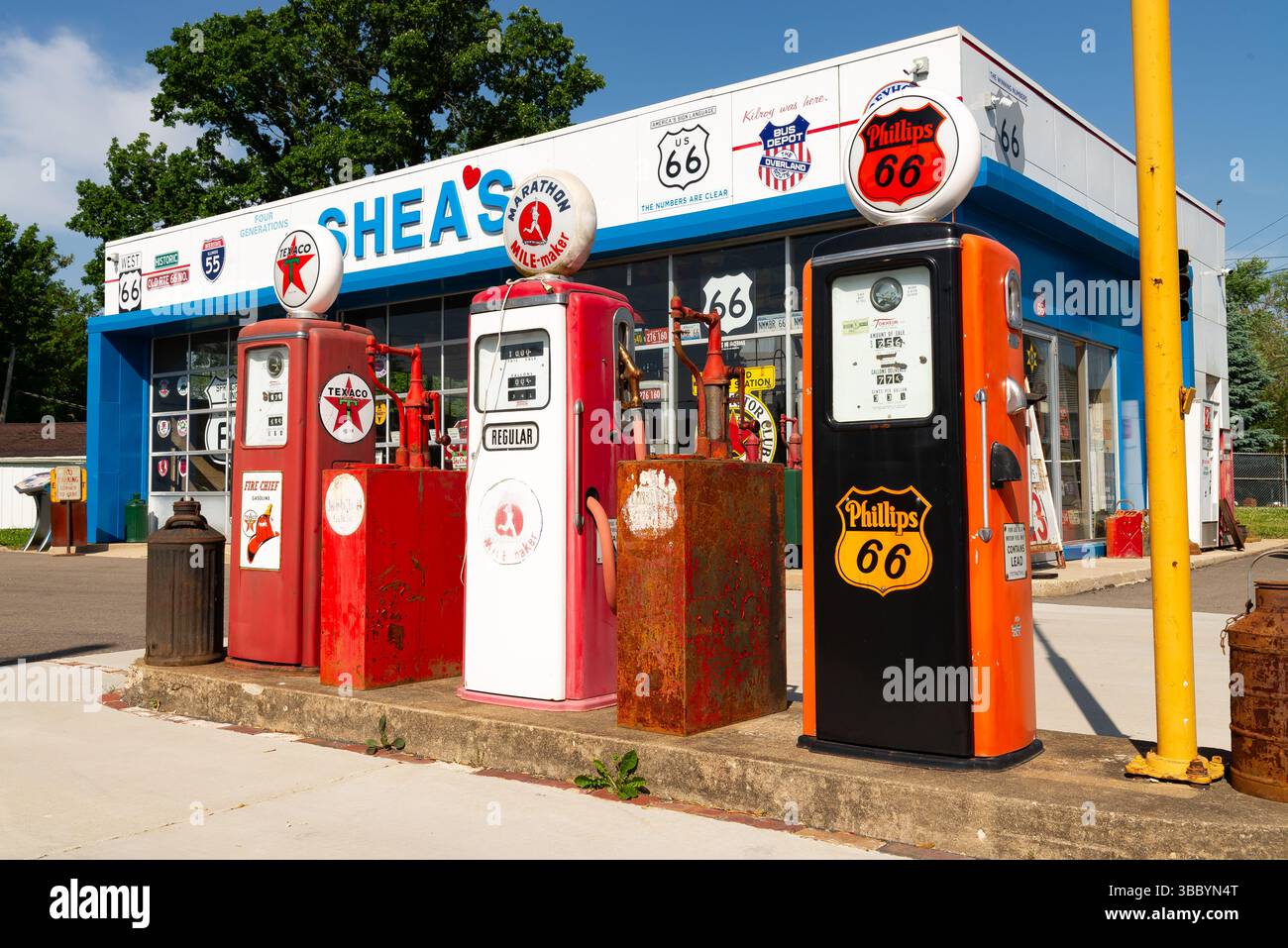 Springfield, Illinois - United States - May 15th, 2025: Exterior of ...