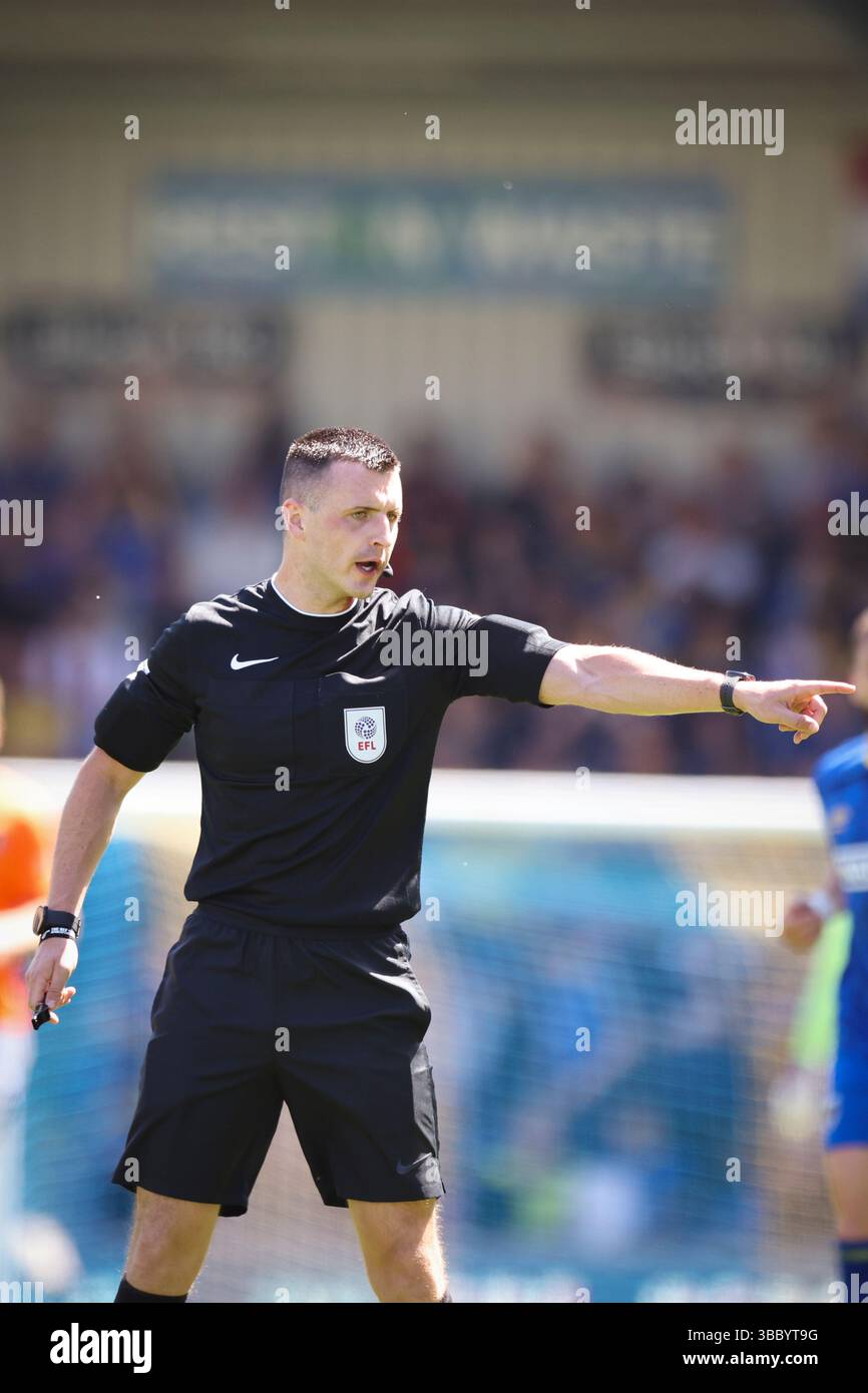 Match referee Lewis Smith during the Sky Bet League 2 Play Off Semi ...