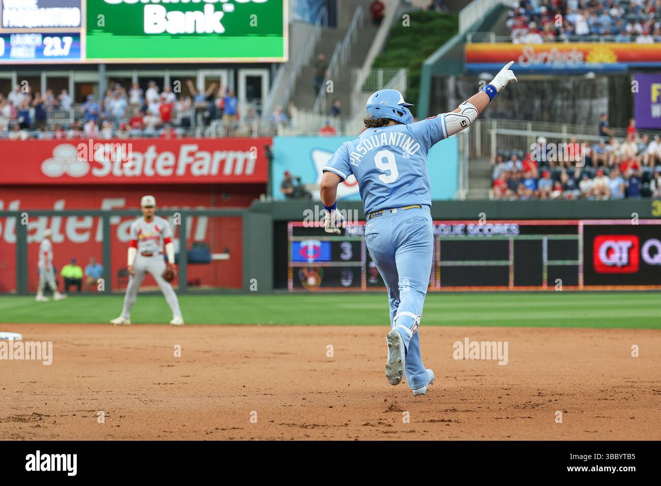 May 16, 2025: Kansas City Royals first baseman Vinnie Pasquantino (9 ...