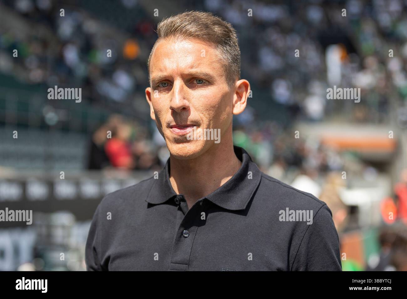 Daniel Bauer (VfL Wolfsburg, Head Coach). Monchengladbach, Football 1 ...