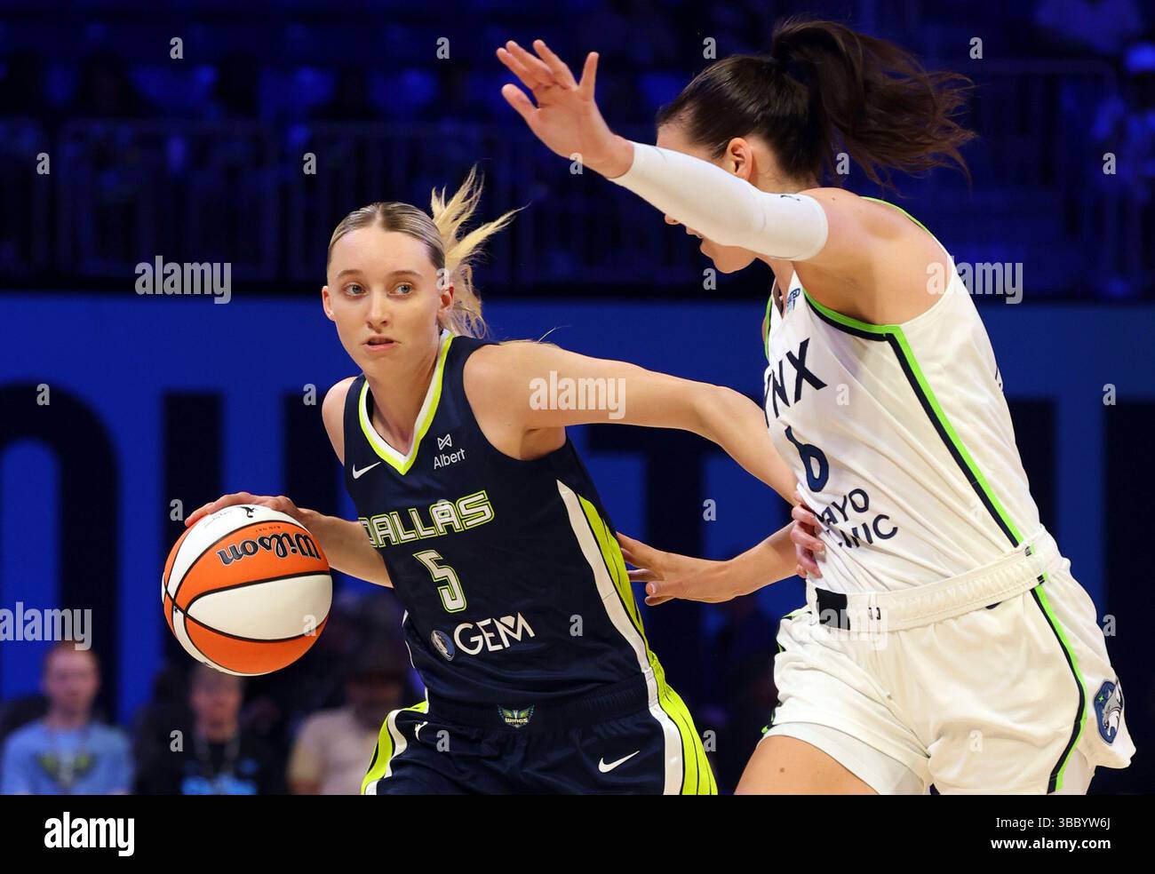 Dallas Wings guard Paige Bueckers (5) drives past Minnesota Lynx ...