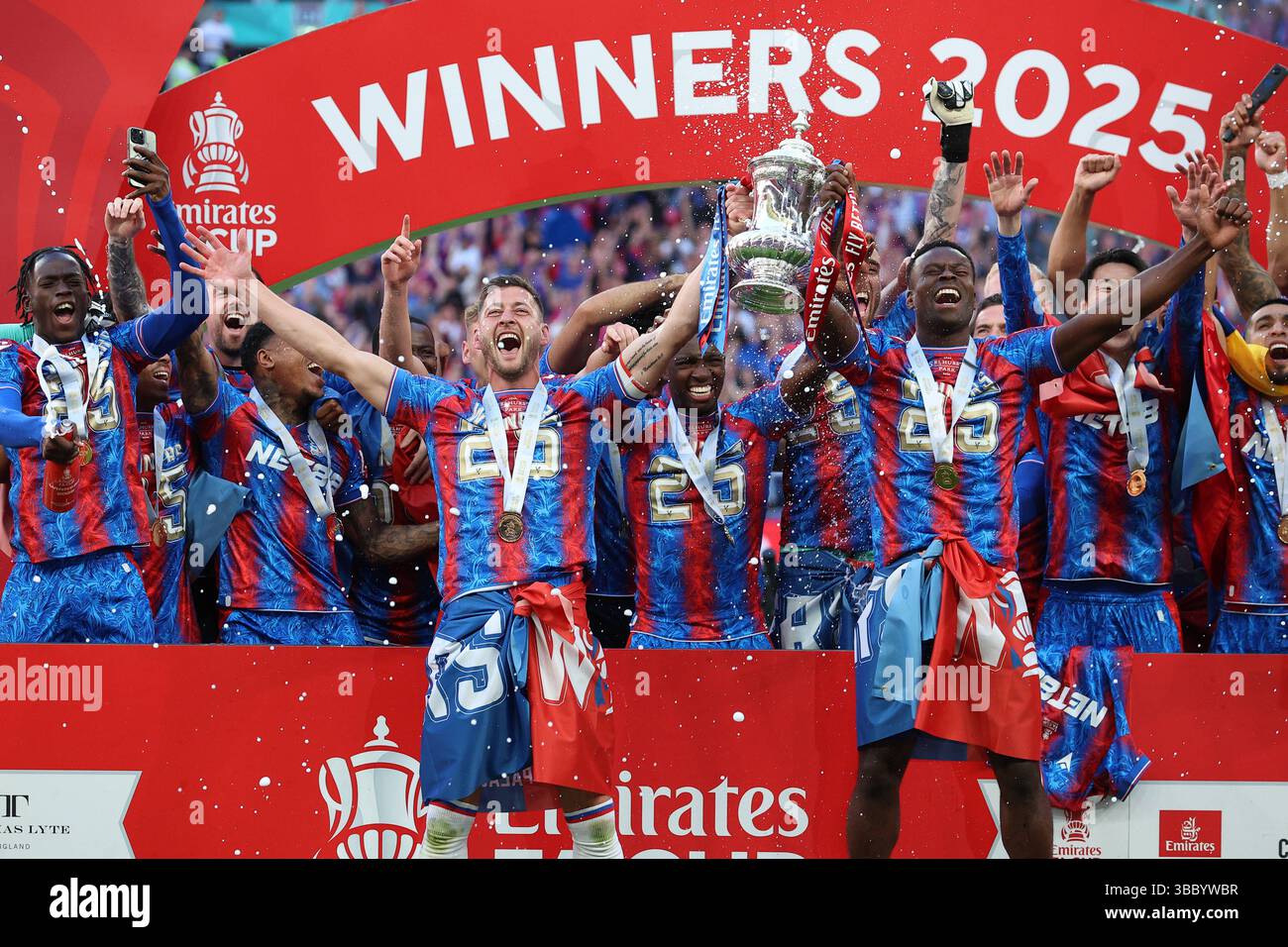 Wembley Stadium, London, UK. 17th May, 2025. FA Cup Final Football ...