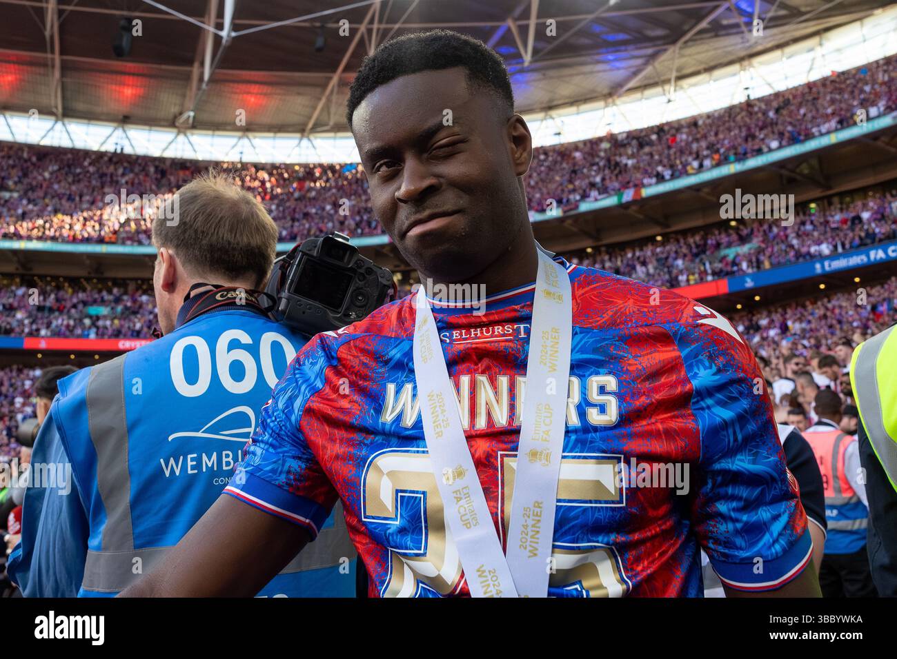 Crystal Palace WIN Marc Guéhi (6) of Crystal Palace celebrates during ...