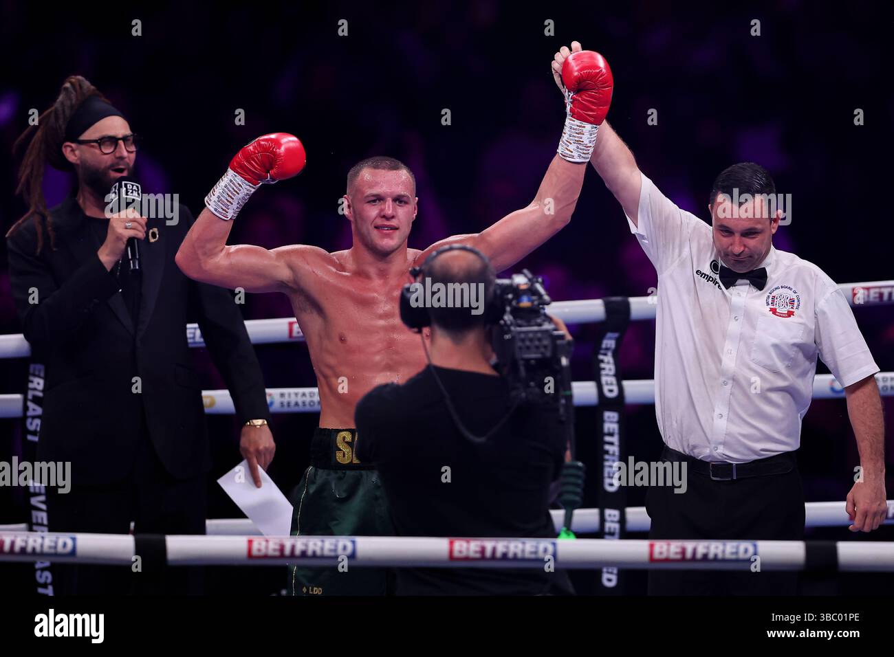 Copper Box Arena, London, UK. 17th May, 2025. WBA Intercontinental ...